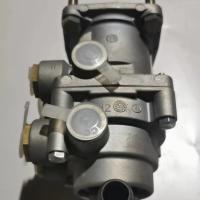 China Heavy Duty Truck Howo Truck Parts Foot Brake Valve Brake Master Cylinder 6 Holes WG9719360005/6 for sale