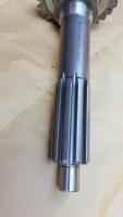 China Transmission Gear Main Drive Case Parts Cylindrical Shaft Drive 8973710900 8973723620 for Shacman for sale