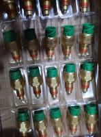 China Genuine Transmission Parts 0068 0041-5 PTO Switch with 0.5 Weight Gear Box for sale