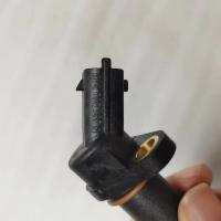 China Crankshaft Position Sensor for Heavy Duty Truck Engine 0281002315 612630030007 501041244902612 for sale