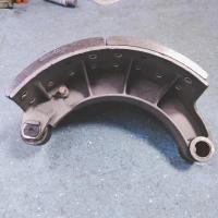 China Original Material 220mm Brake Shoe Assembly F3000 5504231008 for North Ben Northern Benz for sale