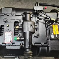 China 12JS180T Truck Gearbox Assembly for Shacman Dongfeng HOWO FAW Standard Size 2012 Year for sale