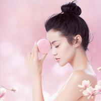 China IPX7 Waterproof  0.5mm Silicone Ultrasonic Face Cleanser for sale