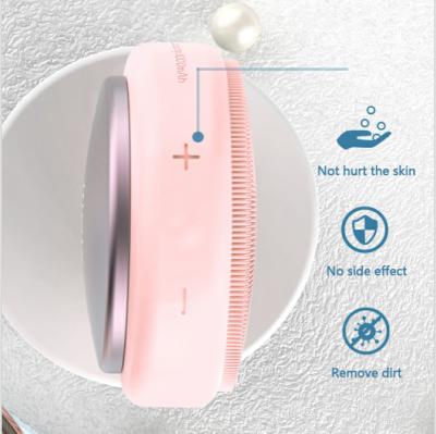 China Blackhead Removing DC3.7V 350mA Silicone Face Cleansing Brush for sale