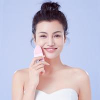 China Lifting Rejuvenating Silicone Face Cleansing Brush 2hrs Charging Rechargeable for sale