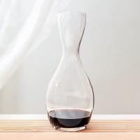 China 46 Ounce Crystal Wine Decanter 1300ml Lead Free Glass White Wine Carafe for sale