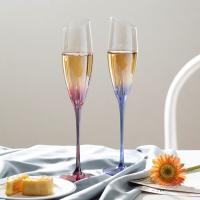 China Bevel Mouth 6 Oz Iridescent Champagne Glasses 172ml Gradient Red Lead Free for sale
