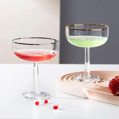 China Thick Stem Glass Drinking Goblets 10 Ounce Hand Blown Gold Rim Cocktail Glasses for sale