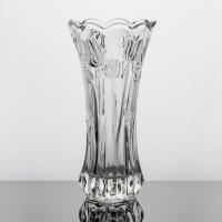 China Tulip Shaped Glass Vases Machine Pressed 19.8cm Height Crystal Glass Flower Vase for sale