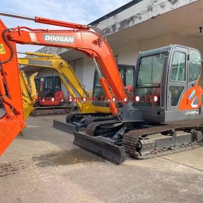 China Get the Best Deal on Used Doosan DX60 Excavators with Strong Power and Hydraulic Stability for sale
