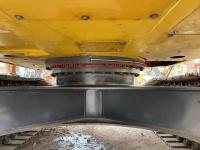 China Experience the Power of Secondhand Komatsu PC240-8 Crawler Digger with Cummins Engine for sale