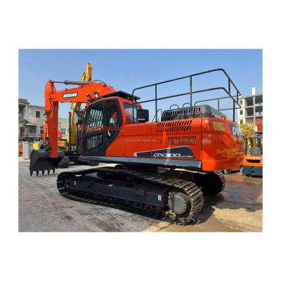 China Used Doosan DX300LC-9C excavator with advanced technology and powerful performance for sale