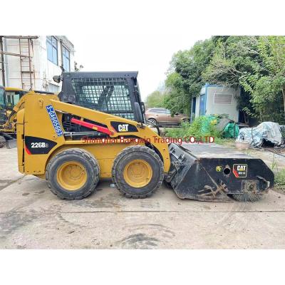 China Small machine used skid steer CAT 226 with strong power and hydraulic stability at a for sale