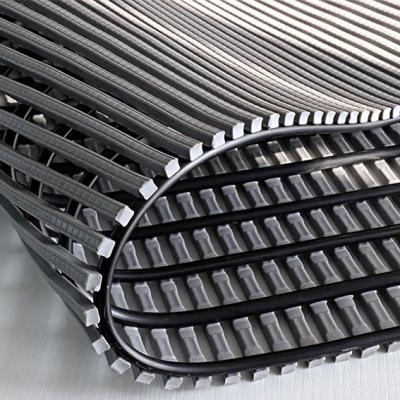 China Anti Slip Vinyl Grid Floor Matting Self Draining Open Grid Slip Resistant Mat for sale