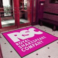 China Heavy Duty Printed Logo Anti Slip Door Mat Nylon Cut Pile Dirt Remove for sale