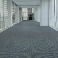 China 6063-T5 Aluminum Recessed Entrance Mat with Flush Mount and Custom Size for Commercial Buildings for sale