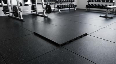 China Commercial Gym Mats 20mm SBR Rubber Heavy Duty Durable for Weightlifting Zones for sale