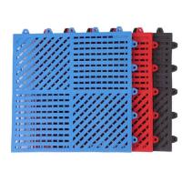 China 3800g/Sqm 25cm*25cm PVC Interlocking Floor Tiles Anti Skid Modular Drainage Mats for sale