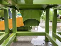 China 220V/380V/415V/440V Voltage Vertical Crusher for Bulk Materials Fine Powder and 2024 Sale for sale