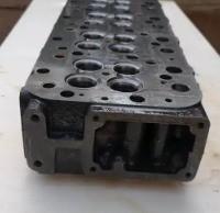 China FE6 FE6T 24V Engine Cylinder Head 11039-7F403 110397F403 For Nissan UD Truck for sale