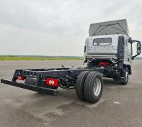 China 4x2 Light Chassis Cab - 143hp light truck - urban logistics truck - light duty cargo truck for sale