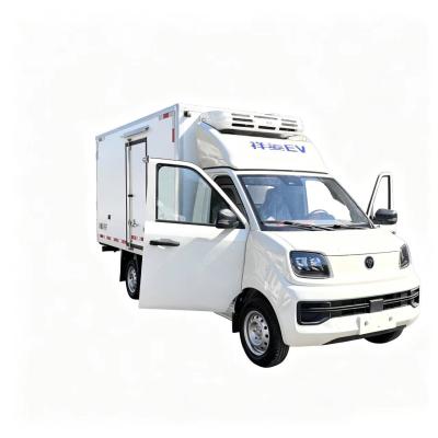 China Mini Reefer Van with 41.86kWh CATL Battery and Dual Charging Function for Compact Cold Chain Delivery for sale