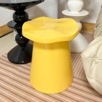 China Cozy Circle Lotus Leaf Coffee Table Modern No Assembly Design for sale