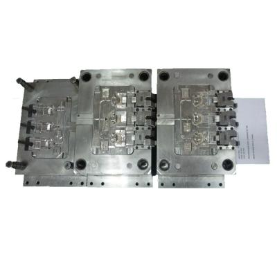 China Custom Plastic Injection Mold Development for Bottle Blow Molding Machine High Precision for sale