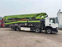 China Zoomlion Large Scale Construction Concrete Truck Mounted 42MPa for sale