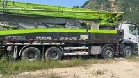 China Construction Site Second Hand Zoomlion Concrete Pump Truck Mounted 53m for sale