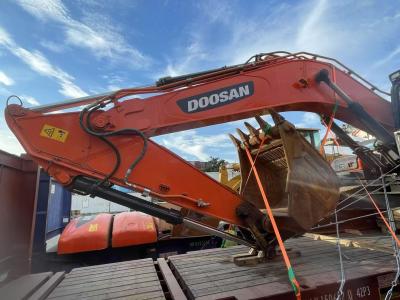 China Doosan DX380 38-ton Class Large Hydraulic Excavator For Large-scale Construction Projects And Mining Operations for sale