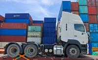 China GAC HINO 700 Series Tractor Head Truck Robust Durable Ergonomic Design for sale