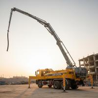 China Double Seal second hand concrete pump truck featuring 200 M control distance built to support concrete placement and reduce project timelines for sale