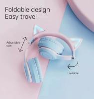 China ABS Wireless Kids Earphones Luminous Bluetooth Earphones With Microphone for sale
