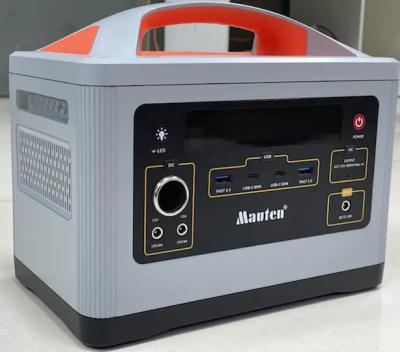 China 700W Camping Solar Generator , LiFePO4 Portable Power Station With Ups for sale