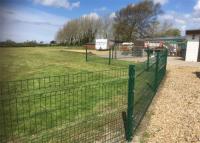 China 1.8m 2.5mm Welded Wire Mesh Fencing Commercial Galvanized Steel Curved 3d for sale