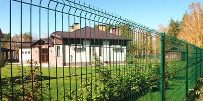 China Galvanized Steel Metal Garden Fences Panels outdoor PVC Coated V Bending 3d Curved Welded Wire Mesh fence for sale