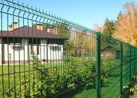 China 5.5mm Welded Wire Mesh Fencing 3d V Bending Curved Garden Panel 1.8 M for sale