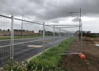China Galvanized Welded Mesh Filled Steel Temporary Fence For Sports Events for sale