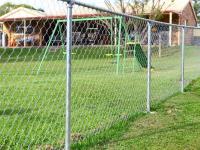 China 3mm Wire 50X50mm Diamond Mesh Galvanized Steel Temporary Chain Link Fence/Cyclone Fence for sale