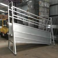 China Galvanized Livestock Equipment Adjustable Cattle Sheep Loading Ramp for sale