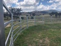 China 20Panel+1Gate Heavy Duty Galvanized Livestock Yard Fence Horse Round Yard panel for sale