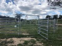 China 20Panel+1Gate Heavy Duty Galvanized Livestock Yard Fence Horse Round Yard panel for sale