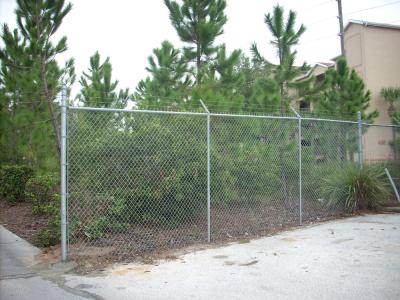 China Pvc Coated Diamond Wire Mesh Sports Field 1.8m Steel Chain Link Fencing for sale