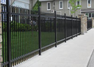 China 3 Rail 0.8mm Thickness 1.2x1.8m Steel Tubular Fencing Long Life for sale