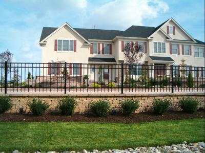 China Strong 5ft Height Steel Tubular Fencing With Flat Top For Backyard for sale