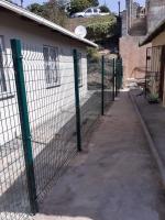 China OEM Black 10ft High Welded Wire Mesh Fencing Clear View for sale