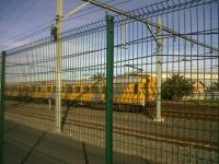 China Anti Rust 1.8 M High Fence , CE Round Post Wire Mesh Security Fence for sale