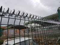 China Anti Rust 1.8 M High Fence , CE Round Post Wire Mesh Security Fence for sale
