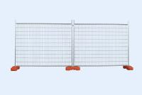China 2.1m Tall Construction Safety Fence Panels , 75x100mm Mesh Portable Security Fence for sale